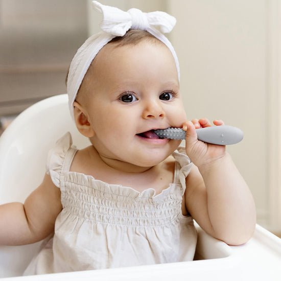 Pre-feeding Set by ezpz / Oral Development Tools and Tiny Pops Bundle